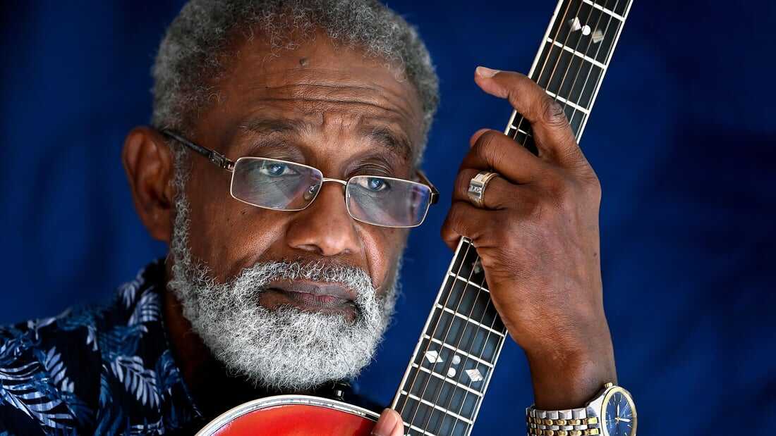 Top 39 Most Popular Black Country Singers Of All Time